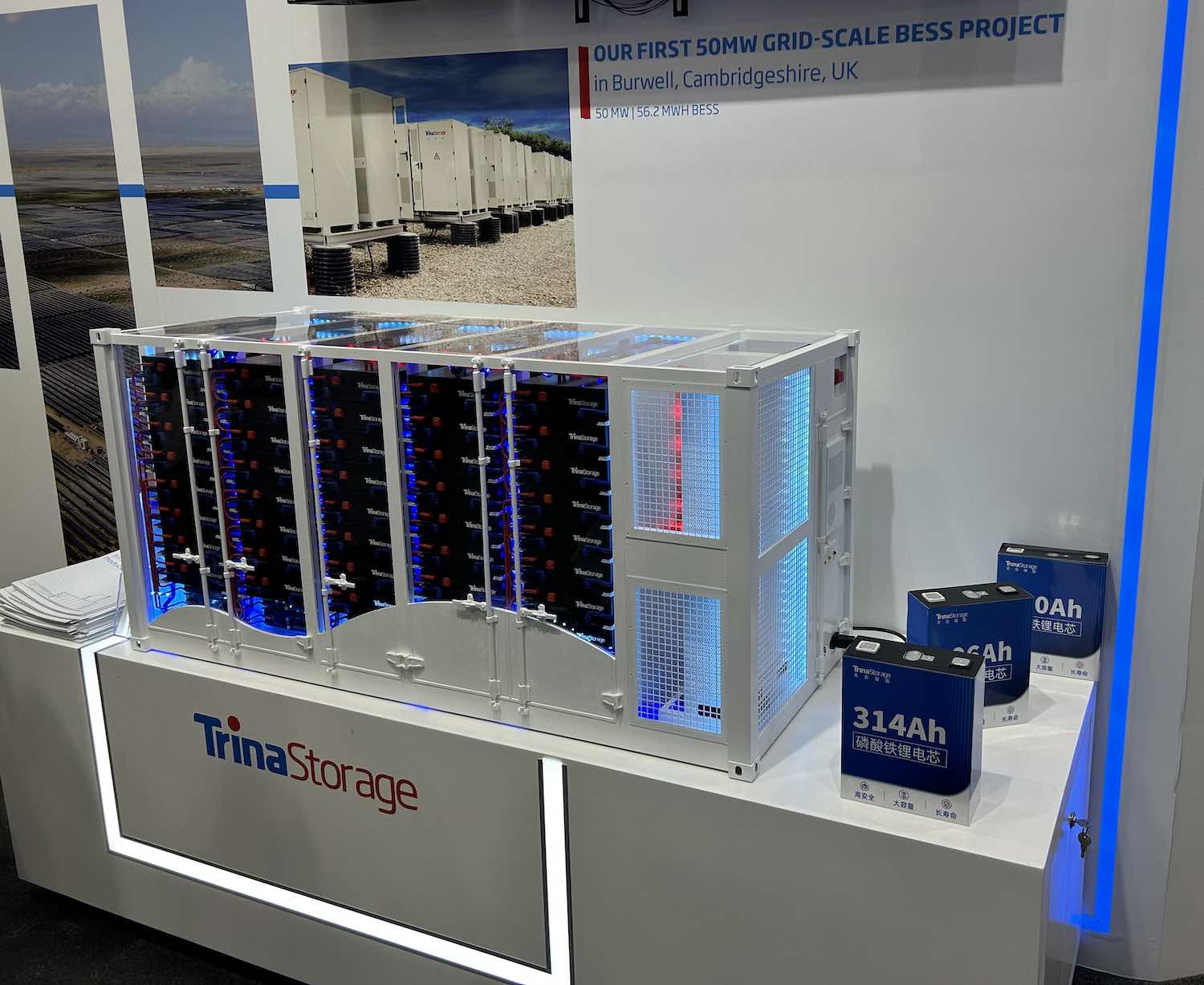 China solar giant moves into global utility battery market, with big ...