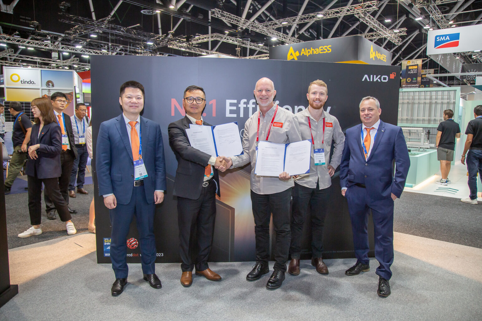 China’s Aiko to deliver 2 GW of All Back Contact modules to Australian ...